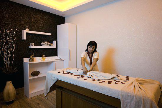 Peaceful Day Spa Body To Body Massage Body Massage Center In Delhi